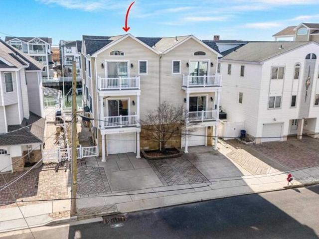 Th Pl Unit East, Sea Isle City, Home For Sale
