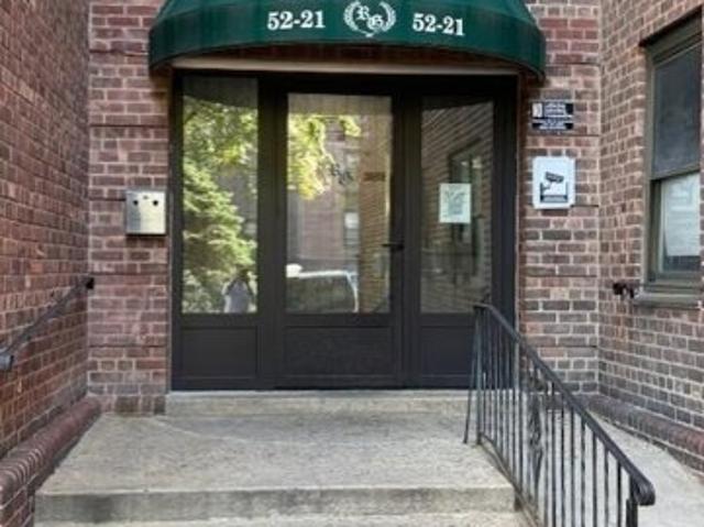 Th Pl Unit P, Maspeth, Property For Sale