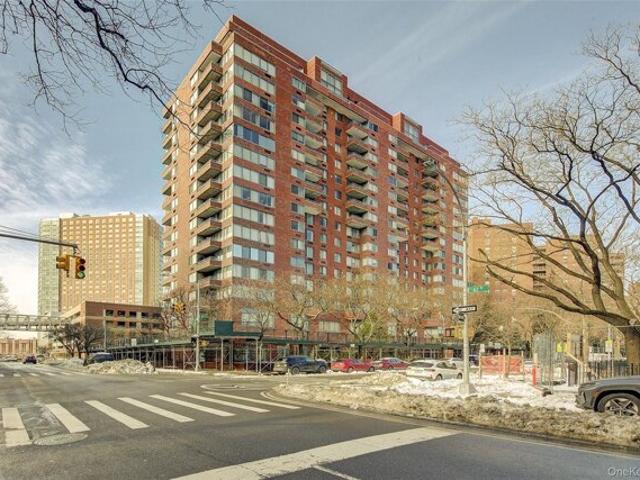 Th Pl Ph C, Rego Park, Condo For Sale