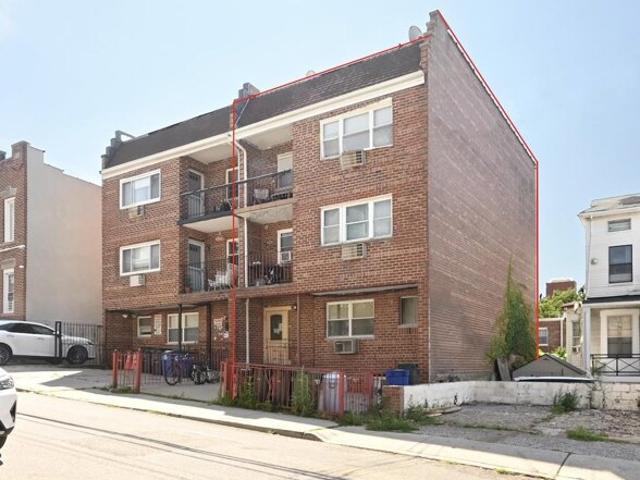 Th Pl, Queens, Home For Sale