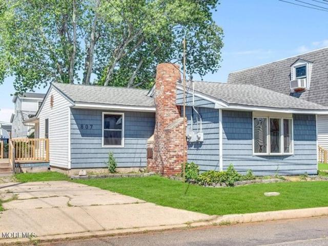 Th St Unit A, Union Beach, Home For Sale