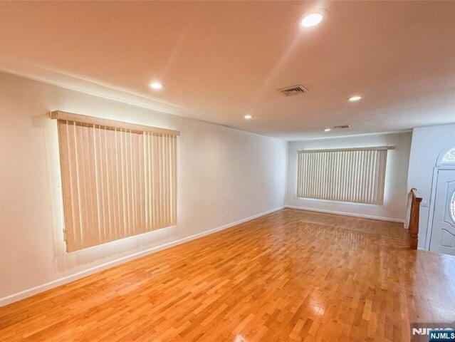 Th St Unit B, Palisades Park, Condo For Sale
