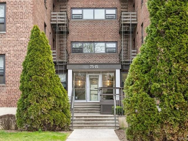 Th St Unit C, Bayside, Property For Sale