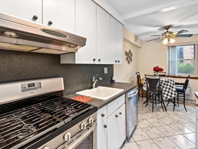 Th St Unit D, Howard Beach, Property For Sale