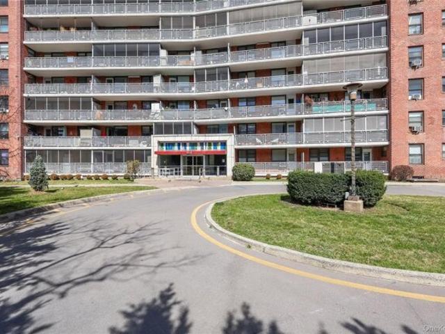 Th St Unit St f, Rego Park, Property For Sale