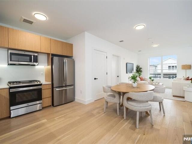 Th St Unit,union City, Condo For Sale