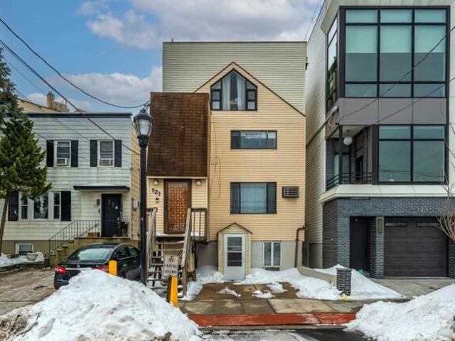 Th St, Union City, Home For Sale