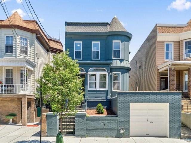 Th St, Union City, Home For Sale
