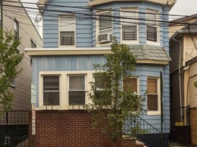 Th St, Union City, Home For Sale