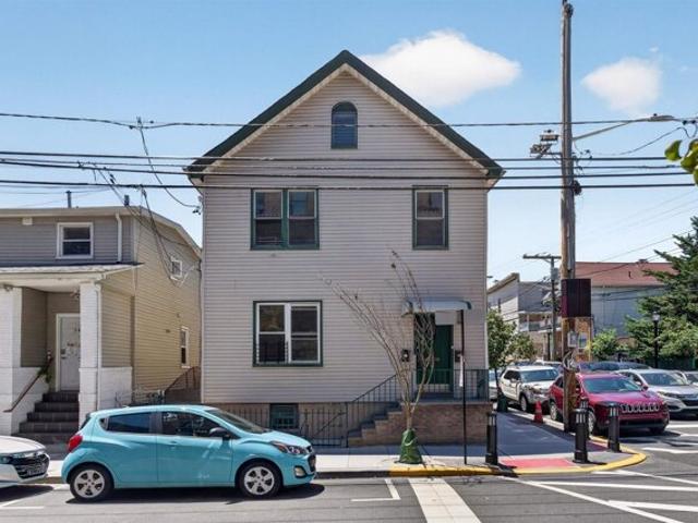 Th St, Union City, Home For Sale