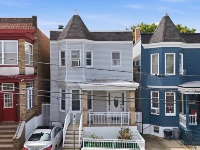 Th St, Union City, Home For Sale
