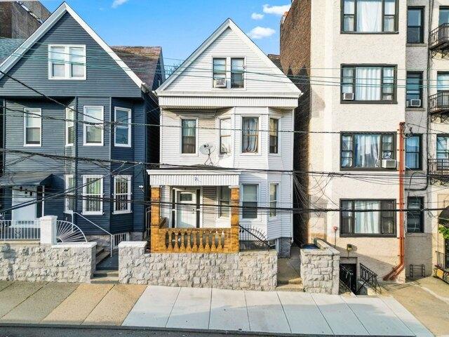 Th St, Weehawken, Home For Sale