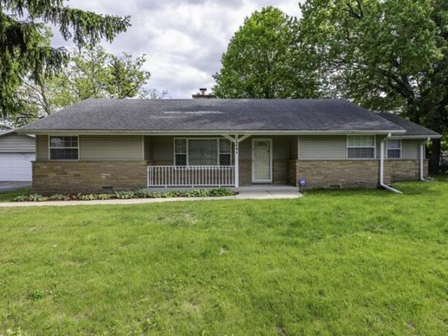 Th St, Zion, Home For Sale