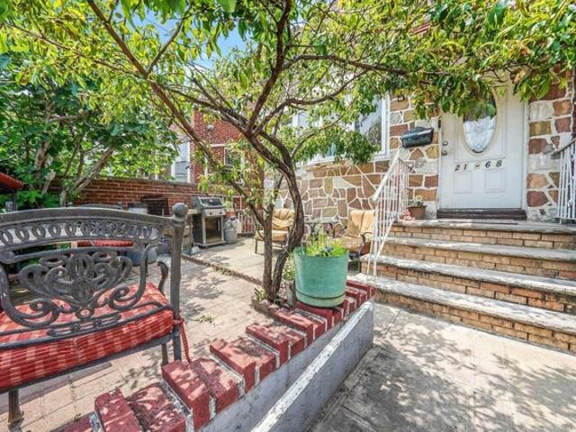 Th St, Astoria, Home For Sale