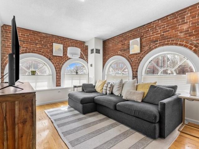 Th St Apt,boston, Condo For Sale