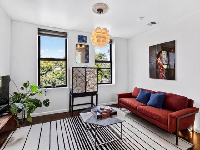 Th St Apt F, Union City, Condo For Sale