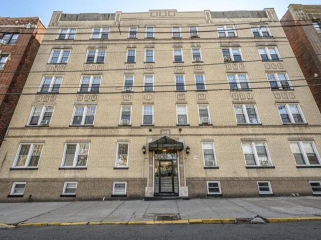 Th St Apt,north Bergen, Condo For Sale