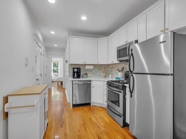 Th St Apt R, Jersey City, Condo For Sale