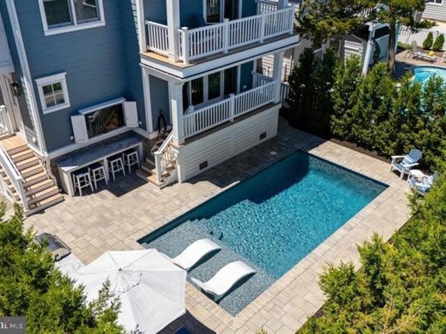 Th St, Avalon, Home For Sale