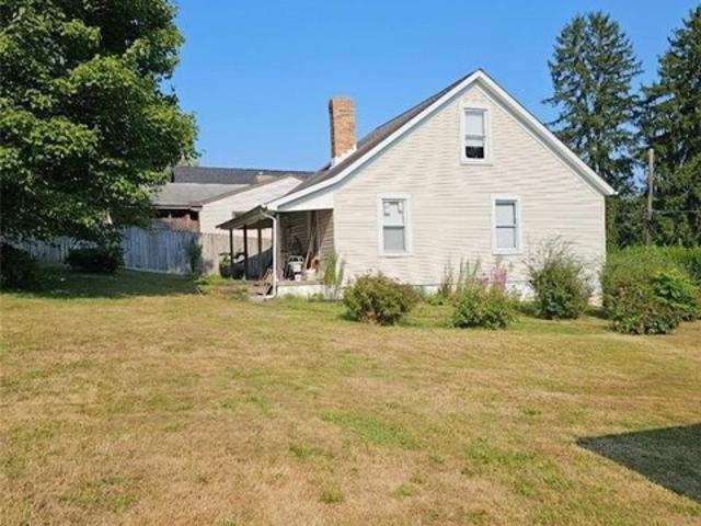 Th St, Beaver Falls, Home For Sale
