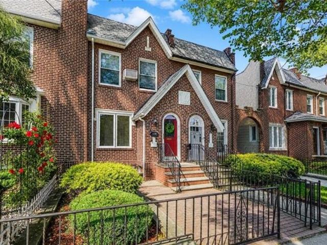 Th St, Brooklyn, Home For Sale