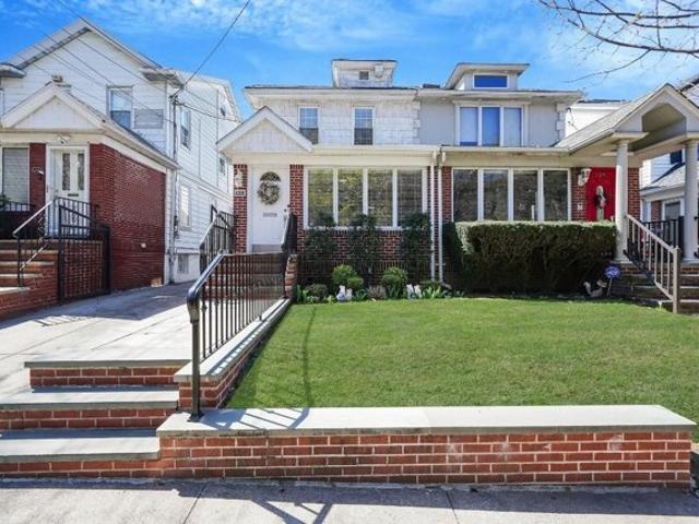 Th St, Brooklyn, Home For Sale