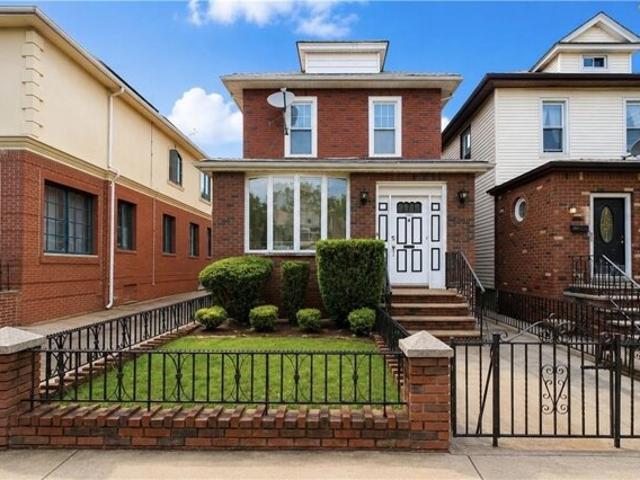 Th St, Brooklyn, Home For Sale