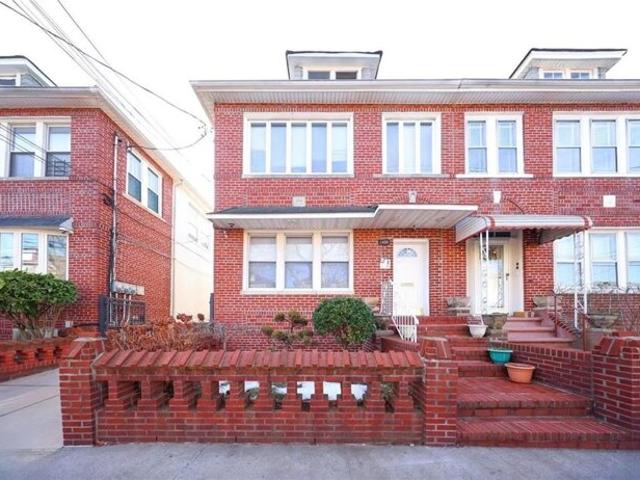 Th St, Brooklyn, Home For Sale