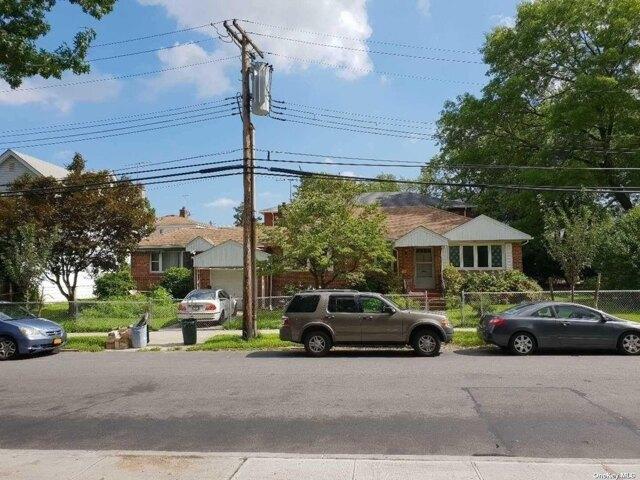 Th St, College Point, Home For Sale