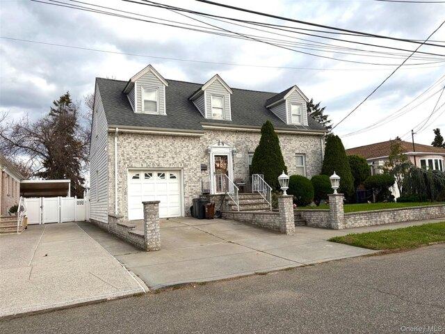 Th St, College Point, Home For Sale