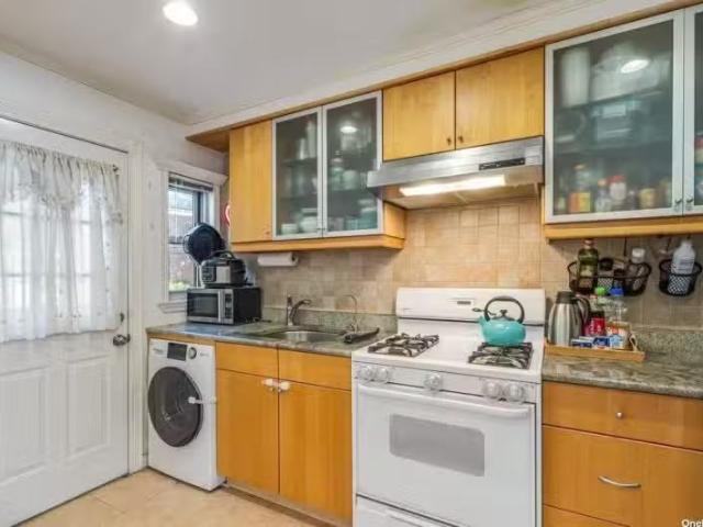 th St #Duplex, Bayside, NY 11364 MLS 856259