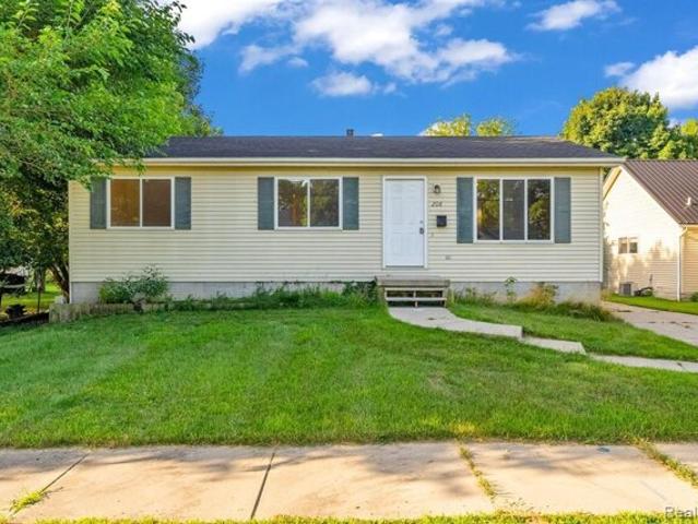 Th St, Fenton, Home For Sale
