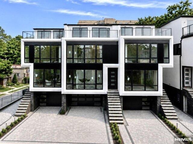 Th St, Fort Lee, Home For Sale