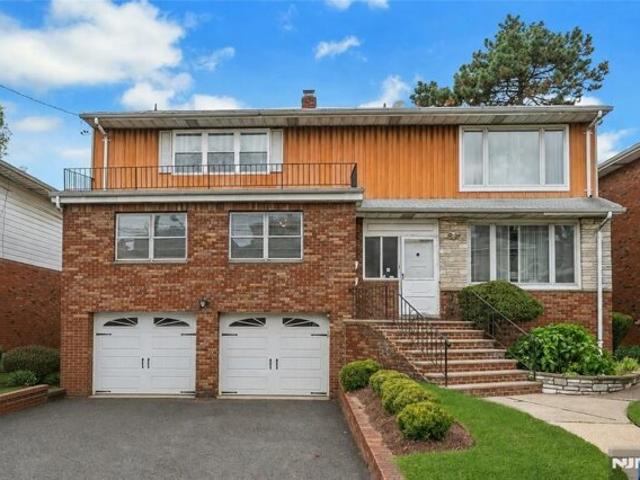 Th St, Fort Lee, Home For Sale