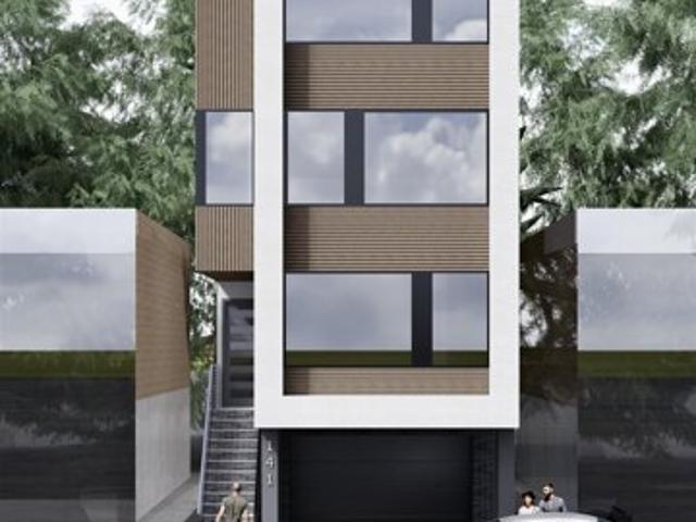 Th St, Guttenberg, Home For Sale