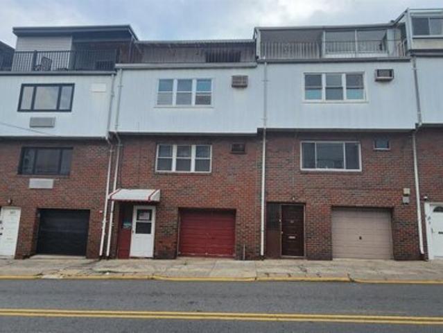 Th St, Guttenberg, Home For Sale