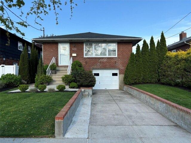 Th St, Howard Beach, Home For Sale