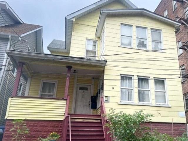 Th St, Irvington, Home For Sale