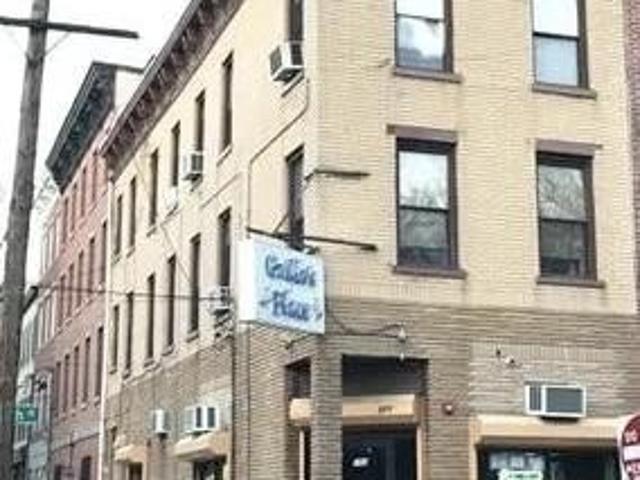 Th St, Jersey City, Home For Sale