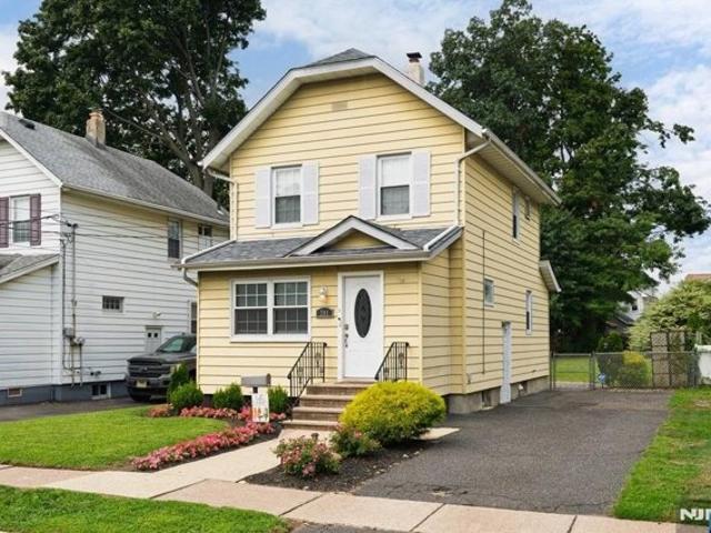 Th St, Lyndhurst, Home For Sale