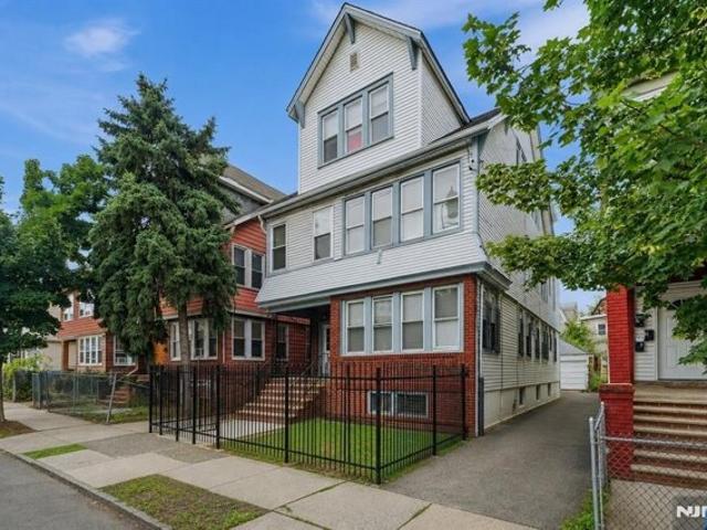 Th St, Newark, Home For Sale