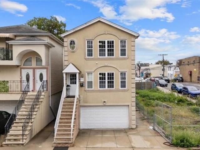 Th St, North Bergen, Home For Sale