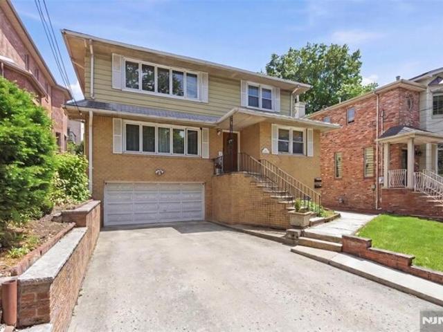 Th St, Palisades Park, Home For Sale