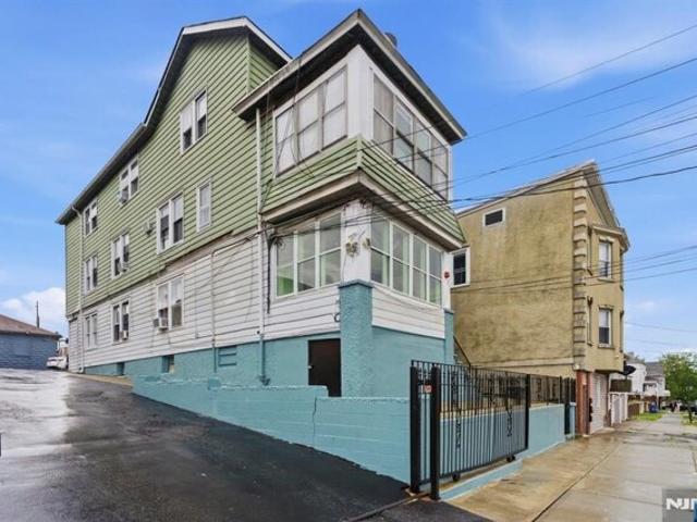 Th St, Paterson, Home For Sale