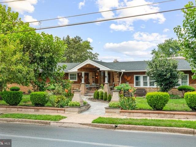Th St, Riverside, Home For Sale