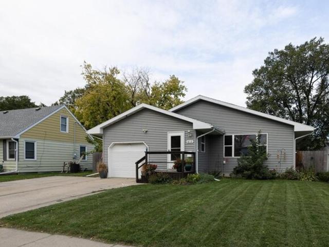 Th St S, Fargo, Home For Sale