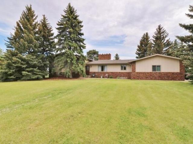Th St Se, Minot, Home For Sale