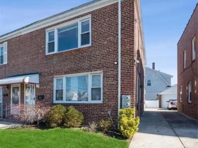 th Street, 2nd FL, Queens Village, NY 11429