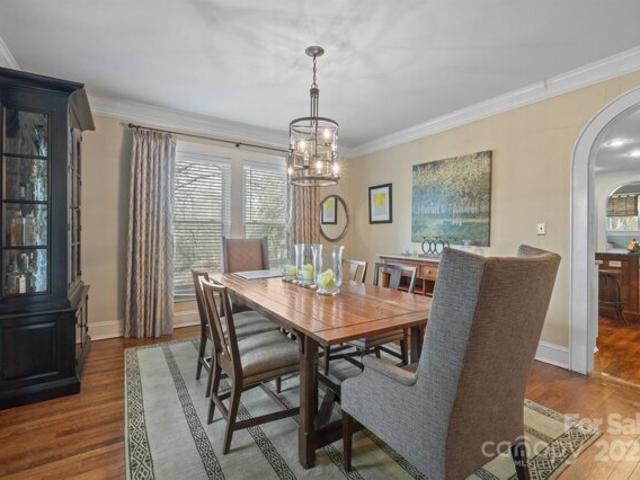 Th Street Dr Nw, Hickory, Home For Sale