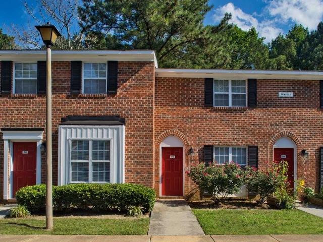 Thousand Oaks Apartments & Townhomes 2 Bedroom Apartment for Rent at 1020 Thousand Oaks Dr, Virginia Beach, VA 23454 Northeast Virginia Beach